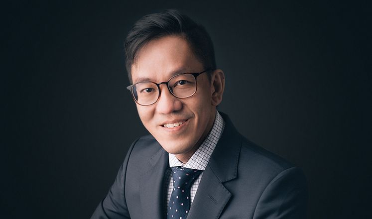 About Dr Wang Lushun